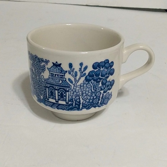 Blue Willow | Dining | Vintage Churchill Blue Willow Cup | Poshmark